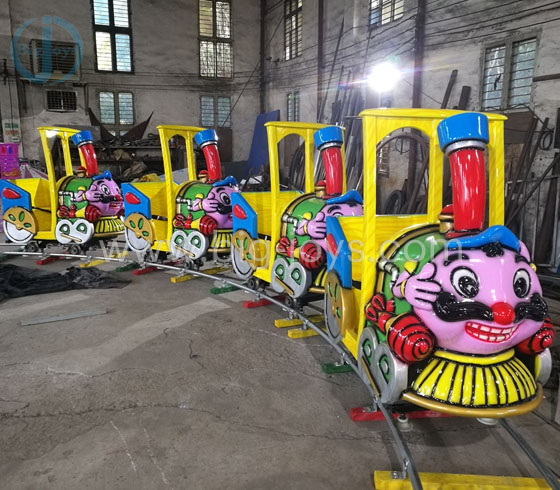 New style track train,popular electric train